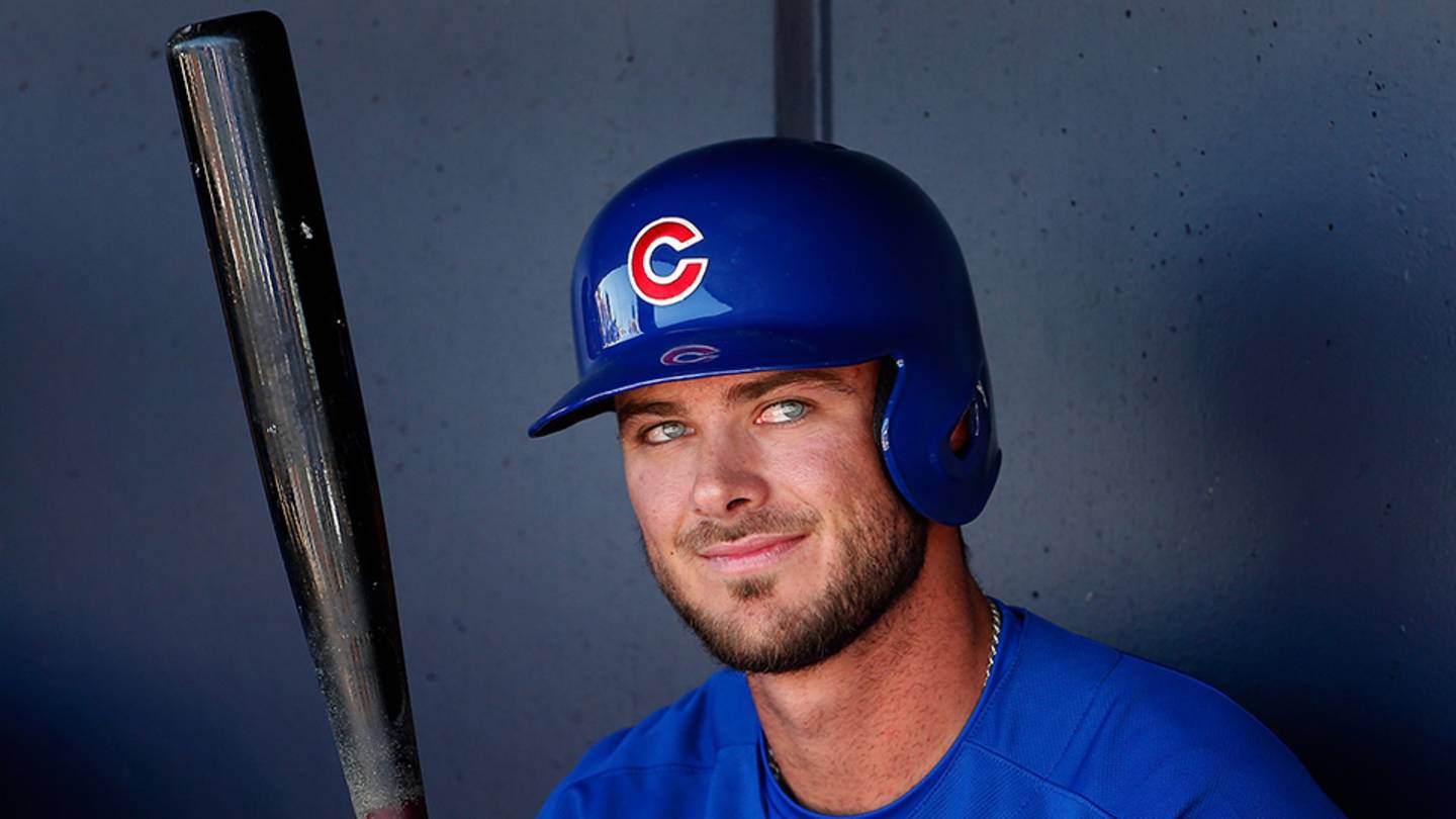 Cubs' Kris Bryant helped a fan ask a girl to prom (photo) - Sports ...