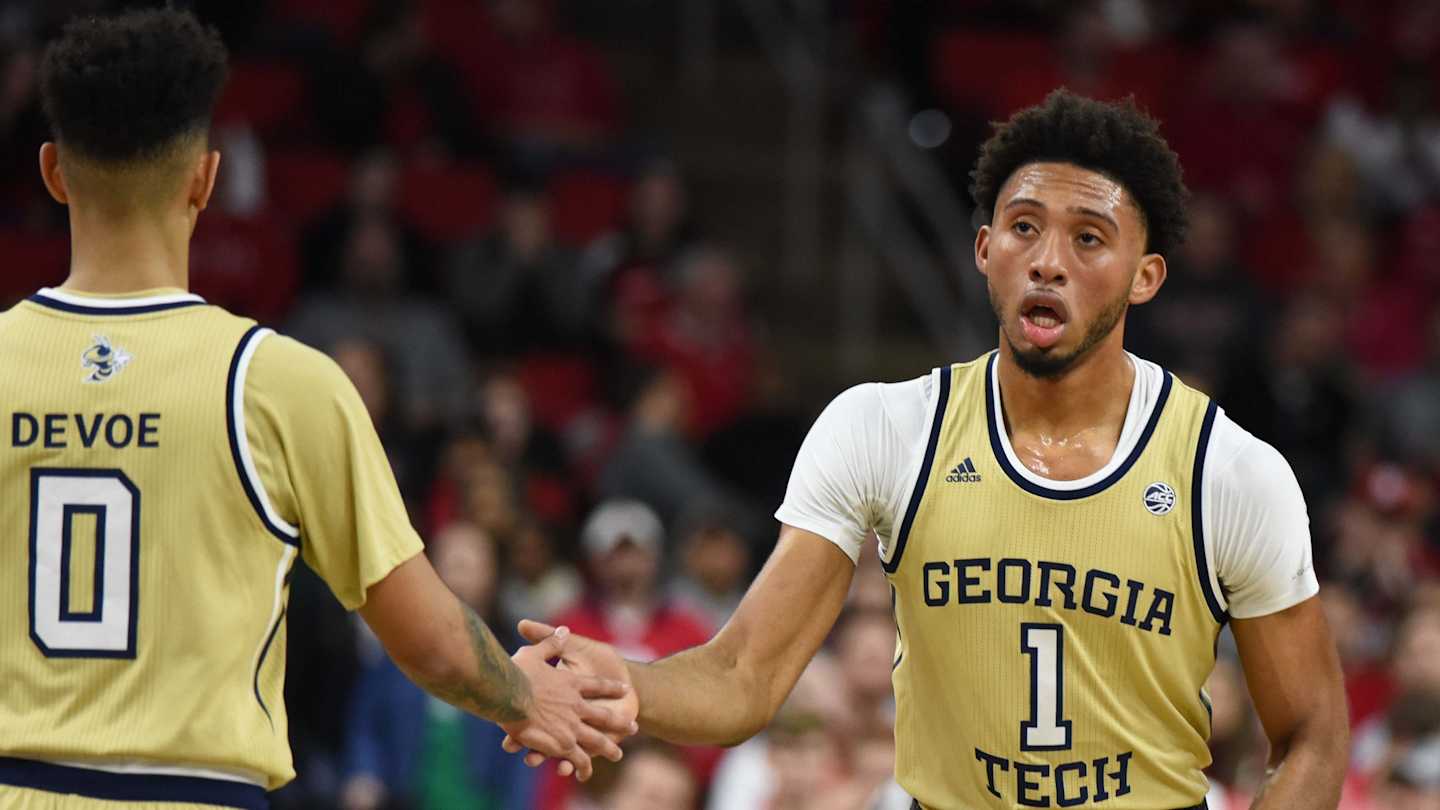 Video: James Banks III, Michael Devoe, Head Coach Josh Pastner Elon ...