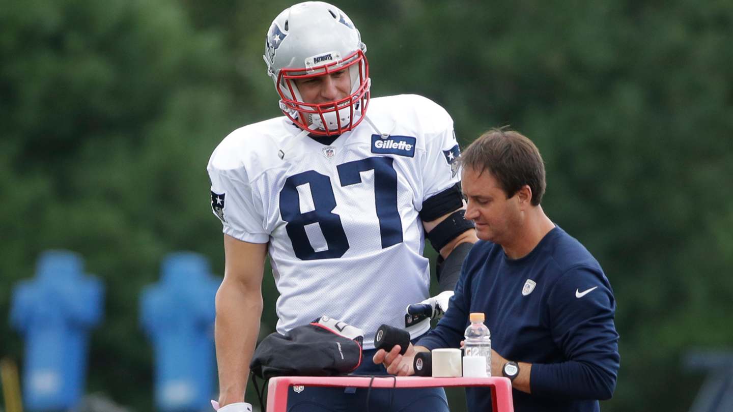 Rob Gronkowski injury: Out Sunday for Patriots - Sports Illustrated