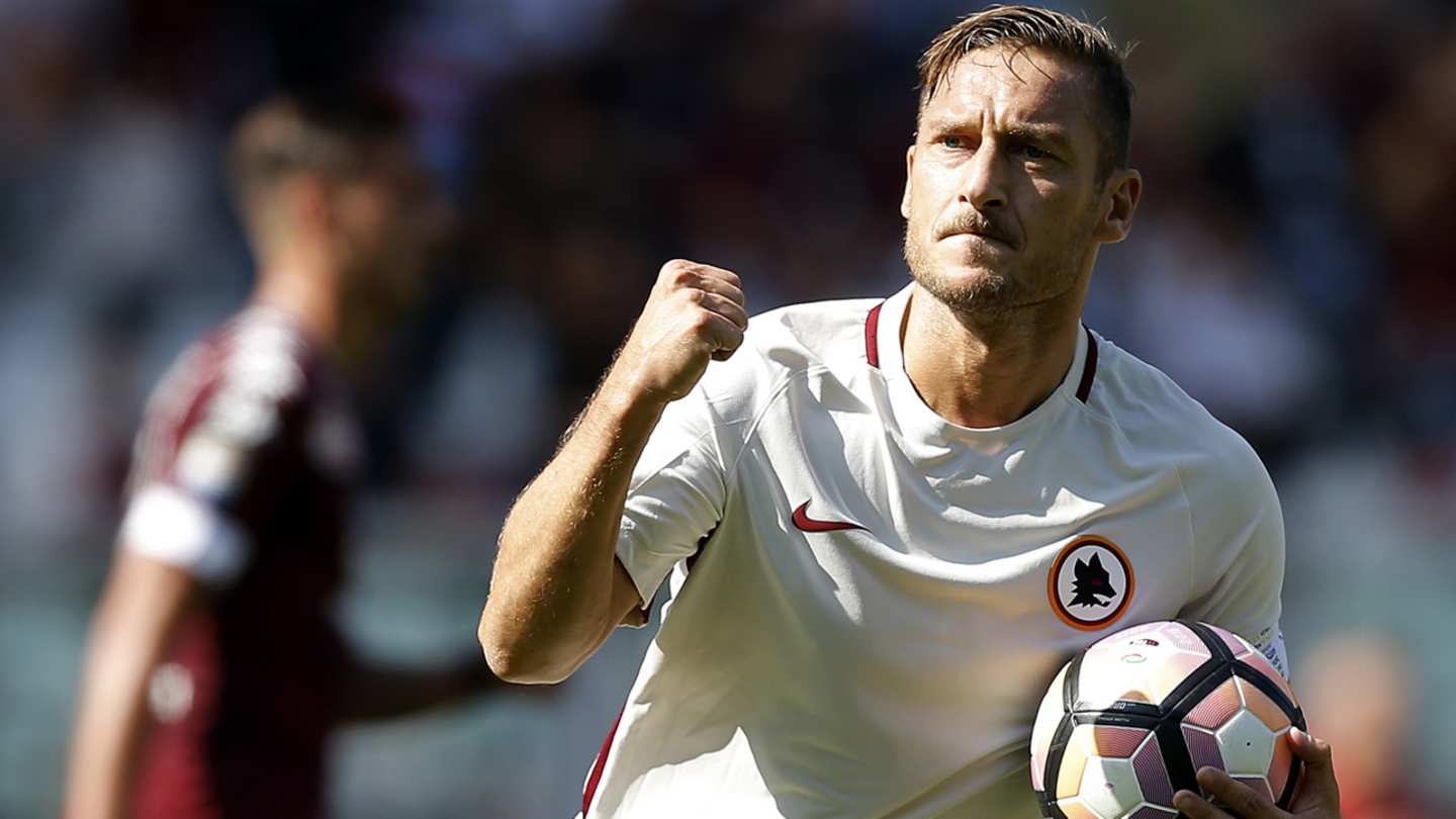 Francesco Totti: Roma legend celebrates 40th birthday - Sports Illustrated