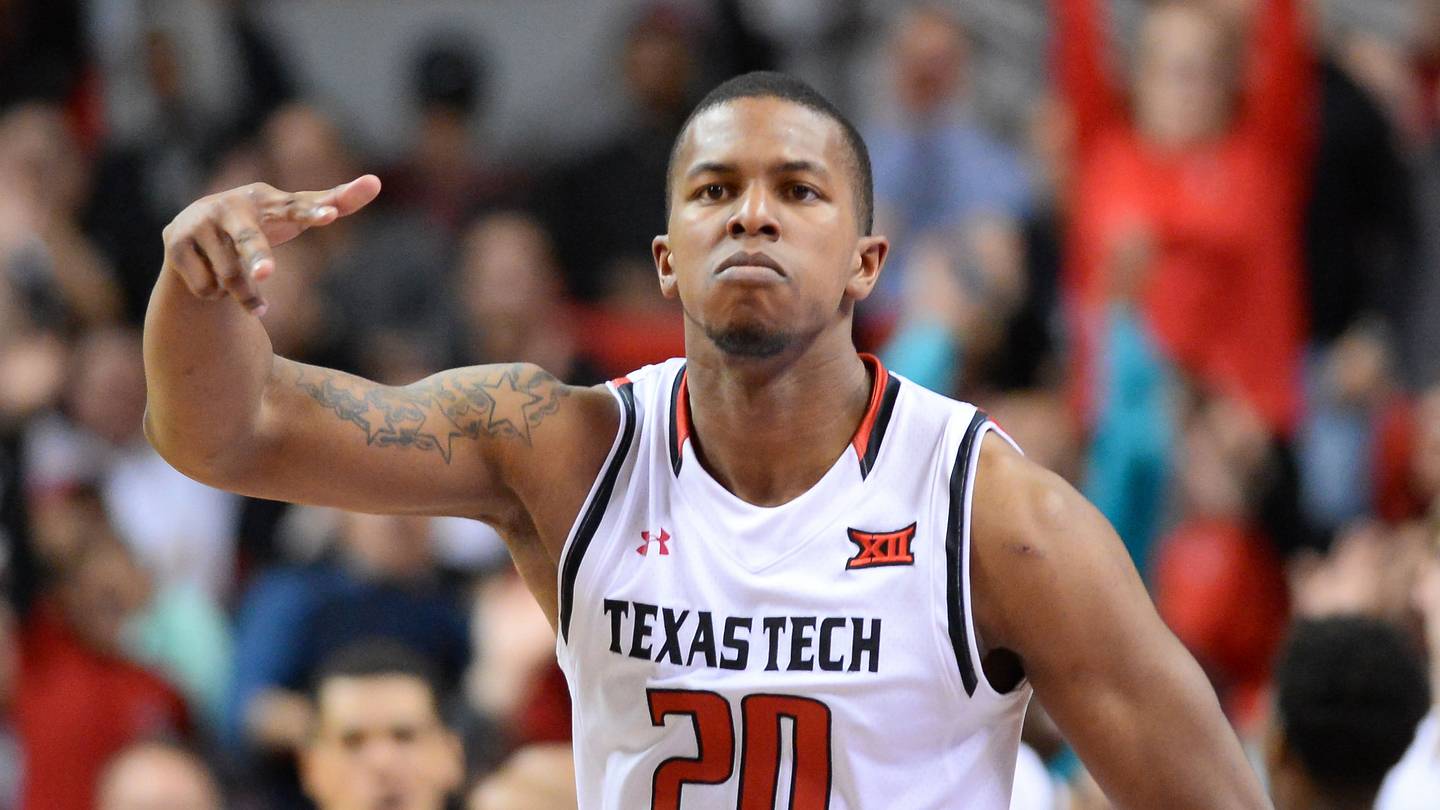 Toddrick Gotcher: Texas Tech G proposes to girlfriend after game ...