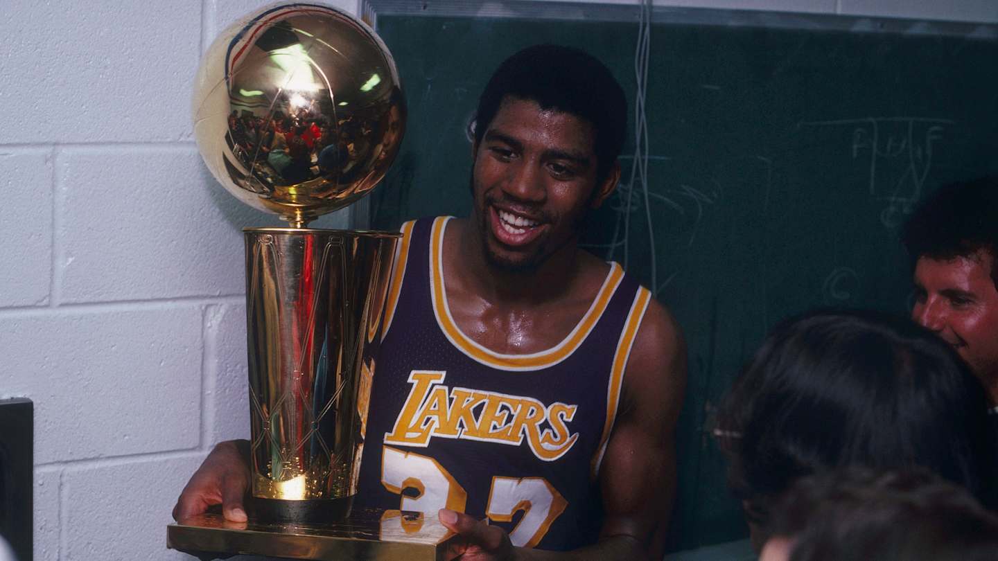 Magic Johnson: Showtime Lakers would beat Warriors - Sports Illustrated
