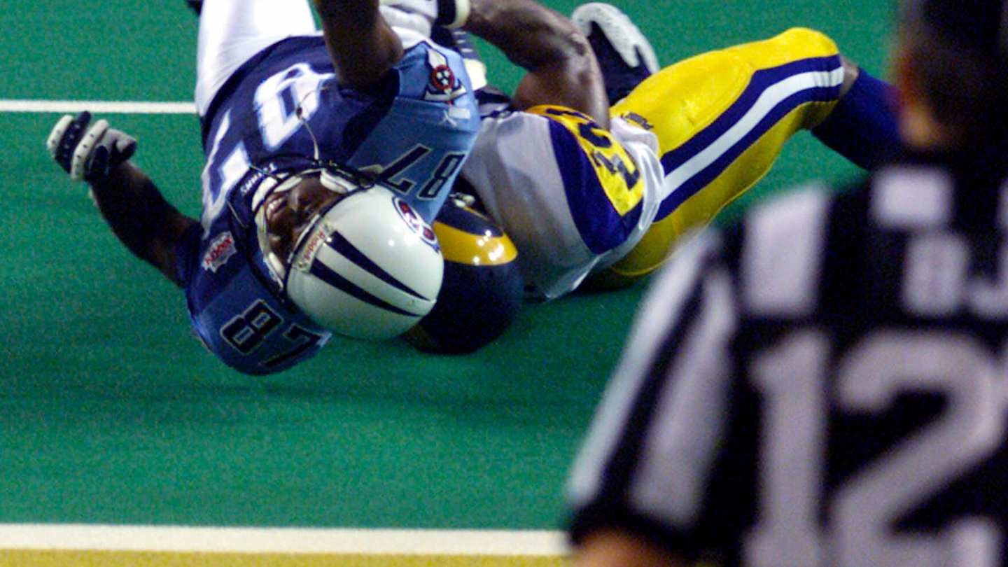 SB 34: Rams hold on for 23-16 win over Titans - Sports Illustrated