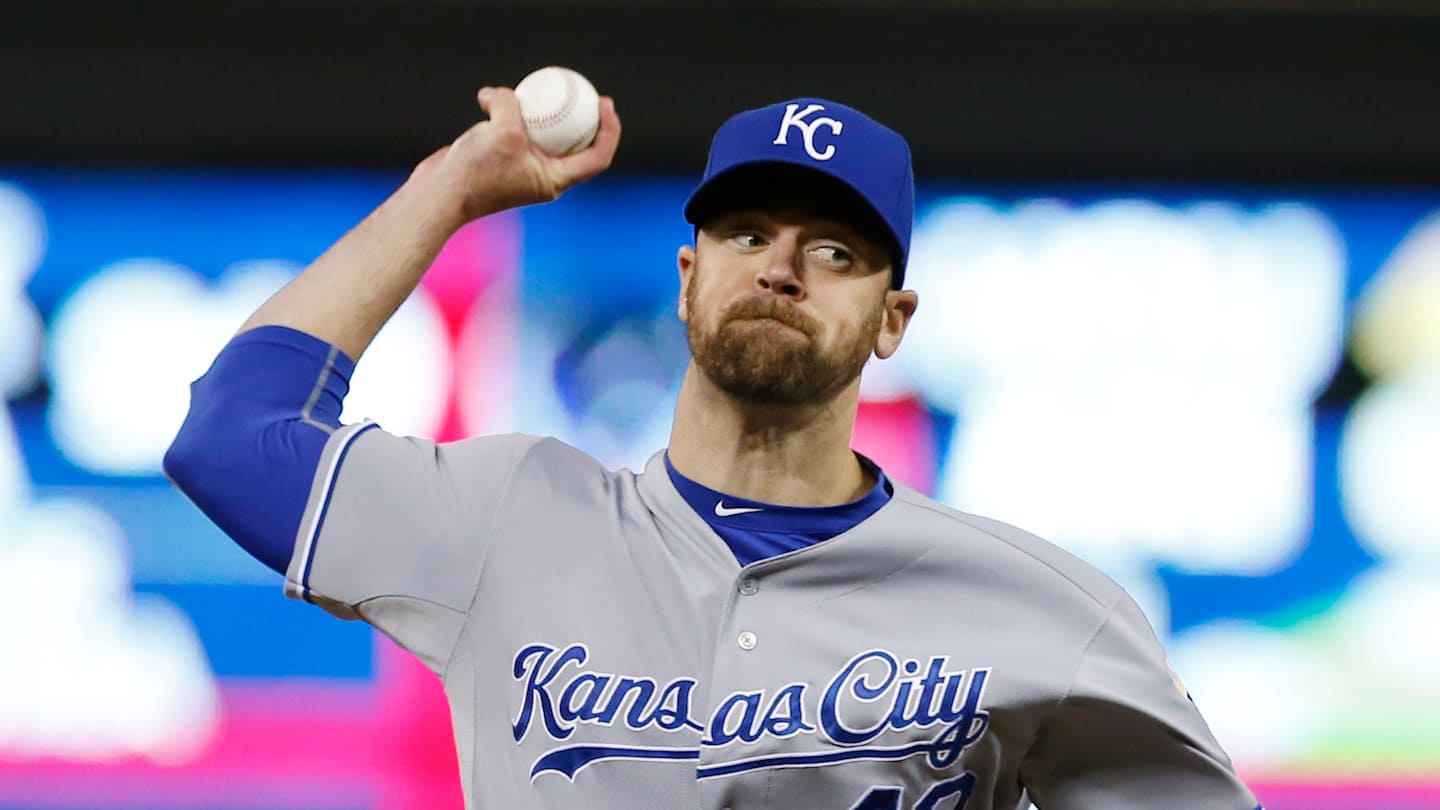 Dodgers, reliever Louis Coleman reach 725,000, 1-year deal - Sports ...