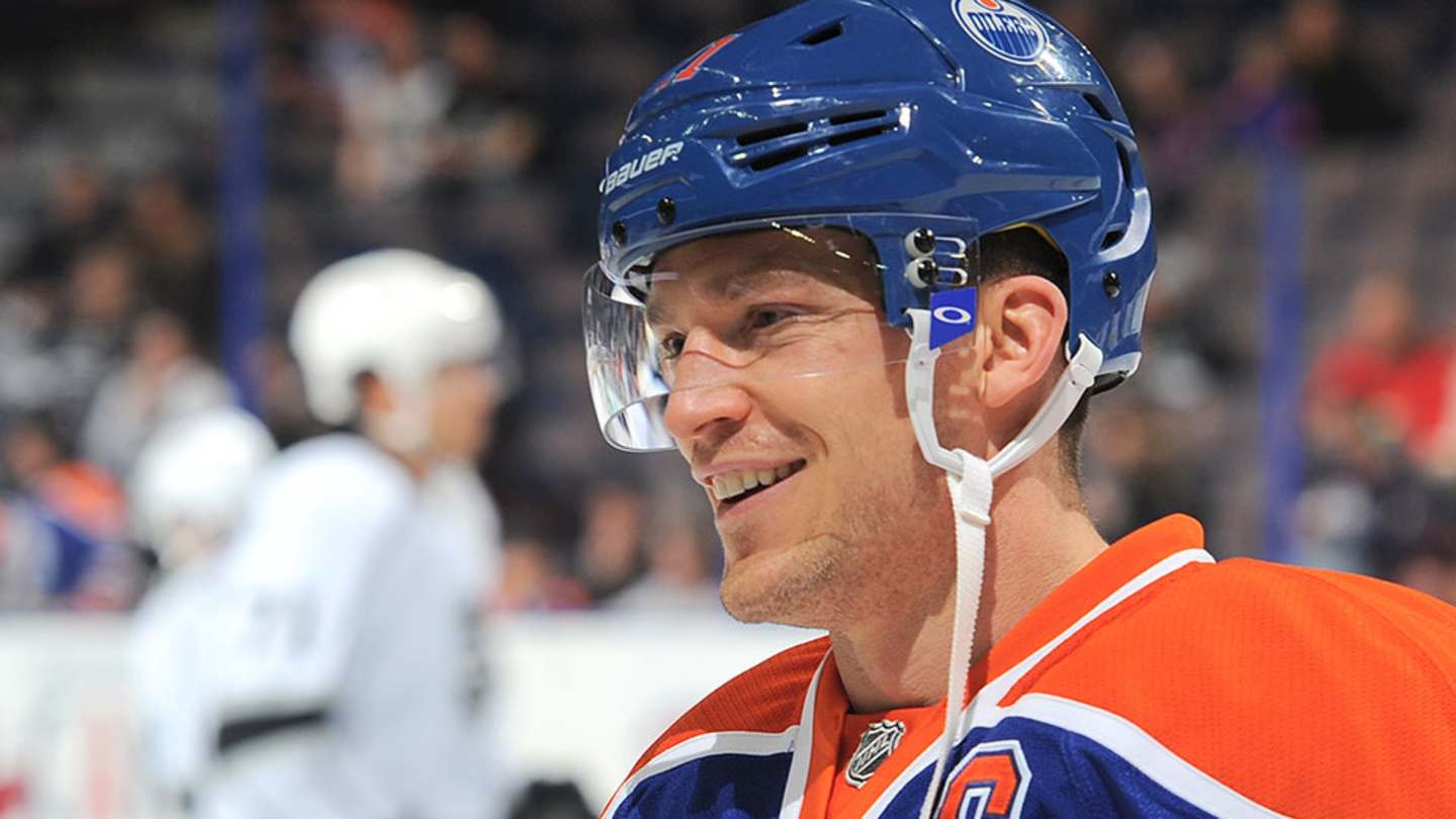 Ference thanks hockey fans for free advice - Sports Illustrated