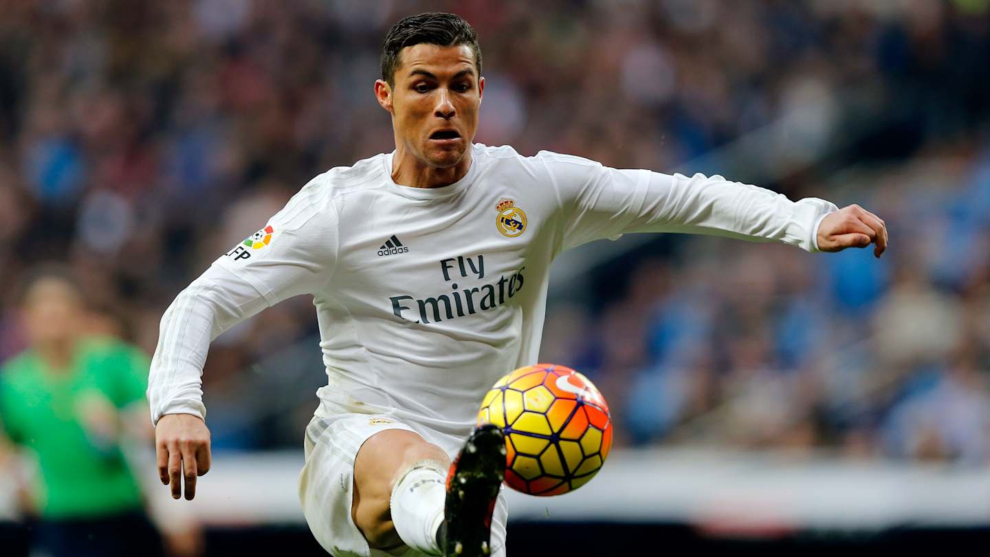 Cristiano Ronaldo: GQ video shows star juggling ball in boxers - Sports ...