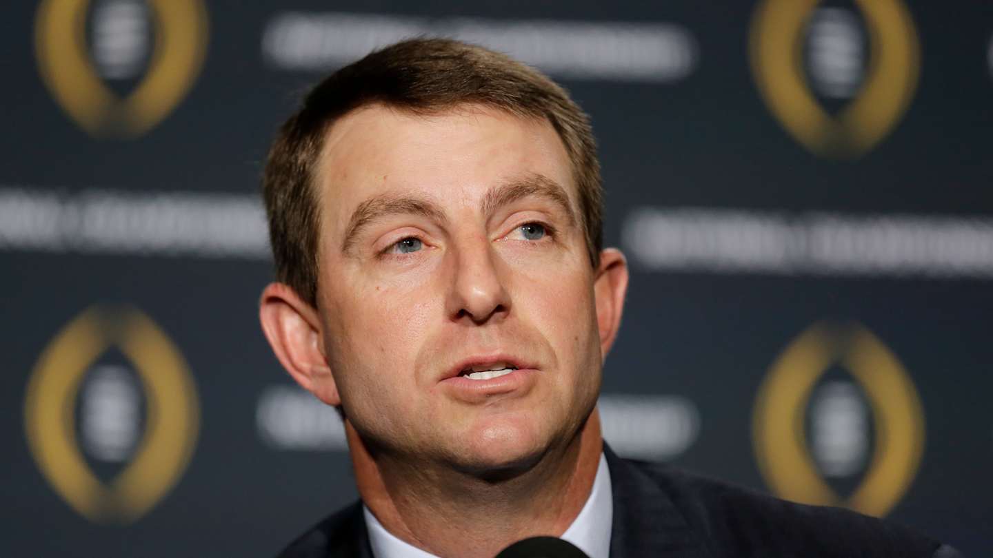 Swinney Style: Dabo leads top-ranked Clemson with a smile - Sports ...