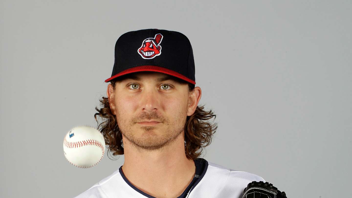 Josh Tomlin and Indians agree to 2-year contract - Sports Illustrated