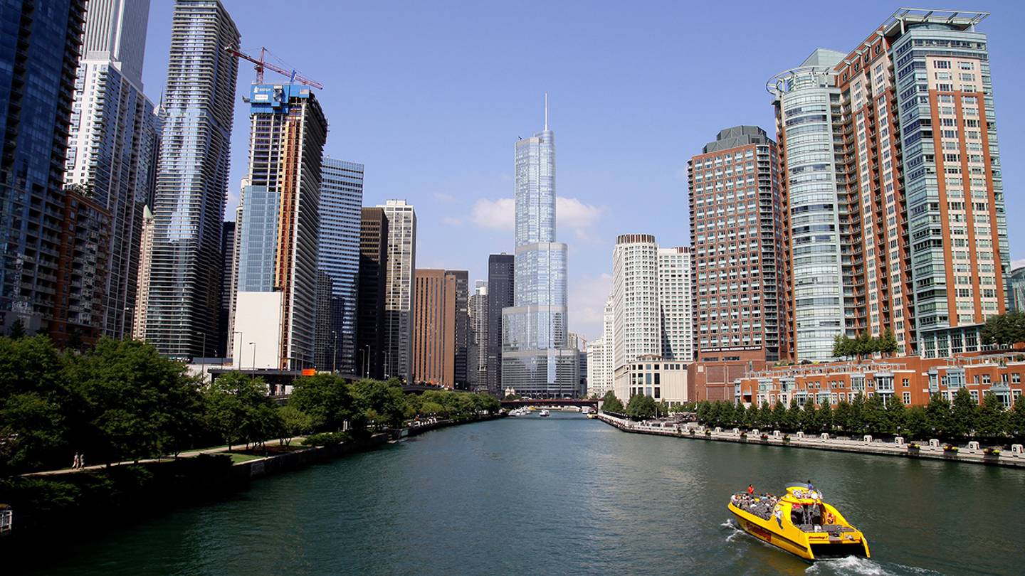 Cubs World Series win would turn Chicago River blue - Sports Illustrated