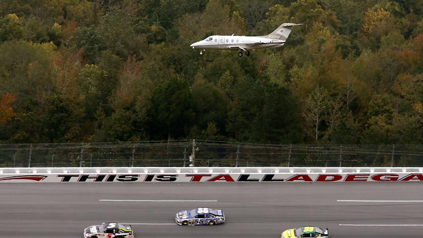 Plane with NASCAR team makes emergency landing in Memphis - Sports ...