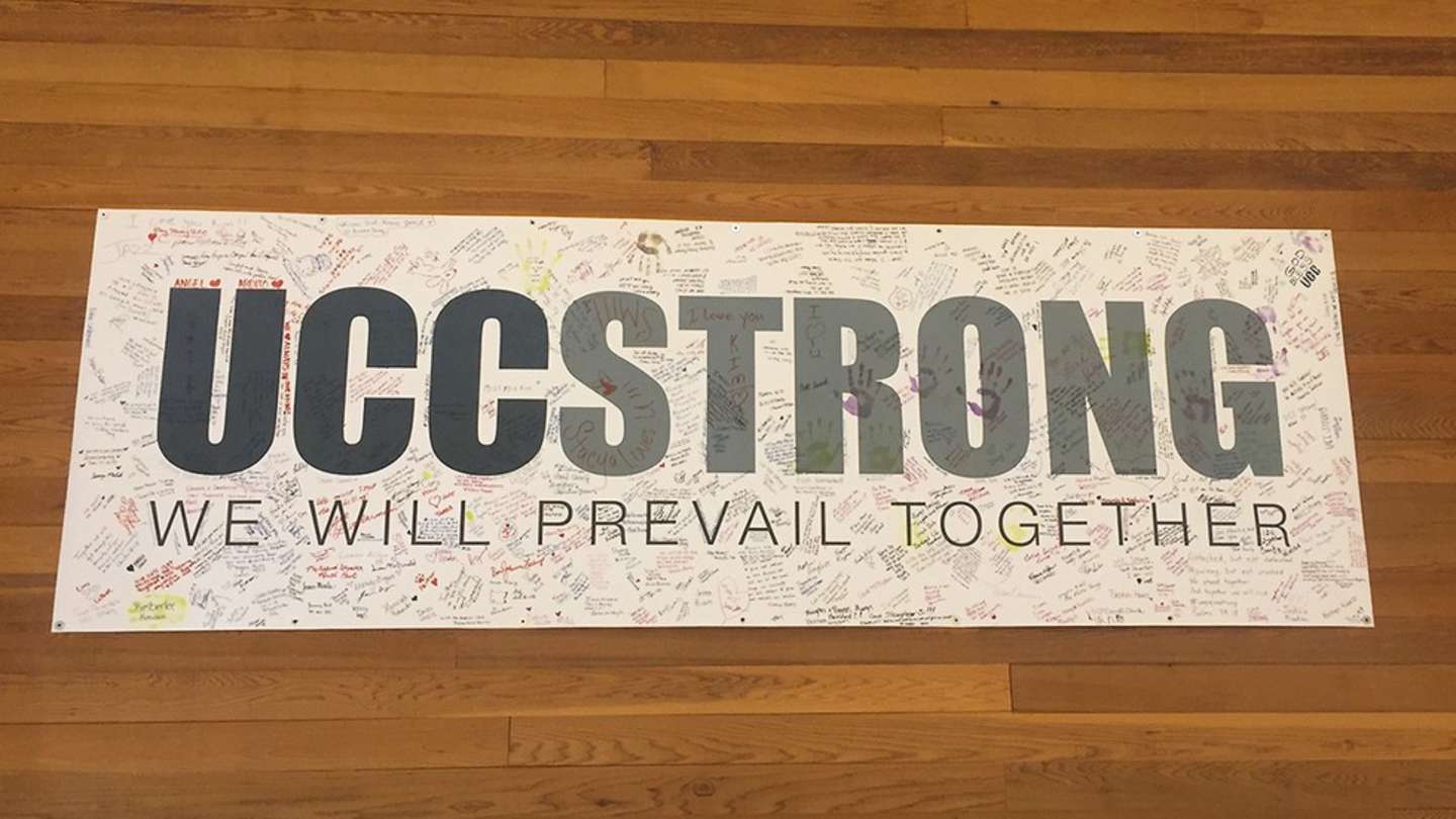 UCC Strong: Umpqua women honor victims of Oregon's deadliest shooting ...