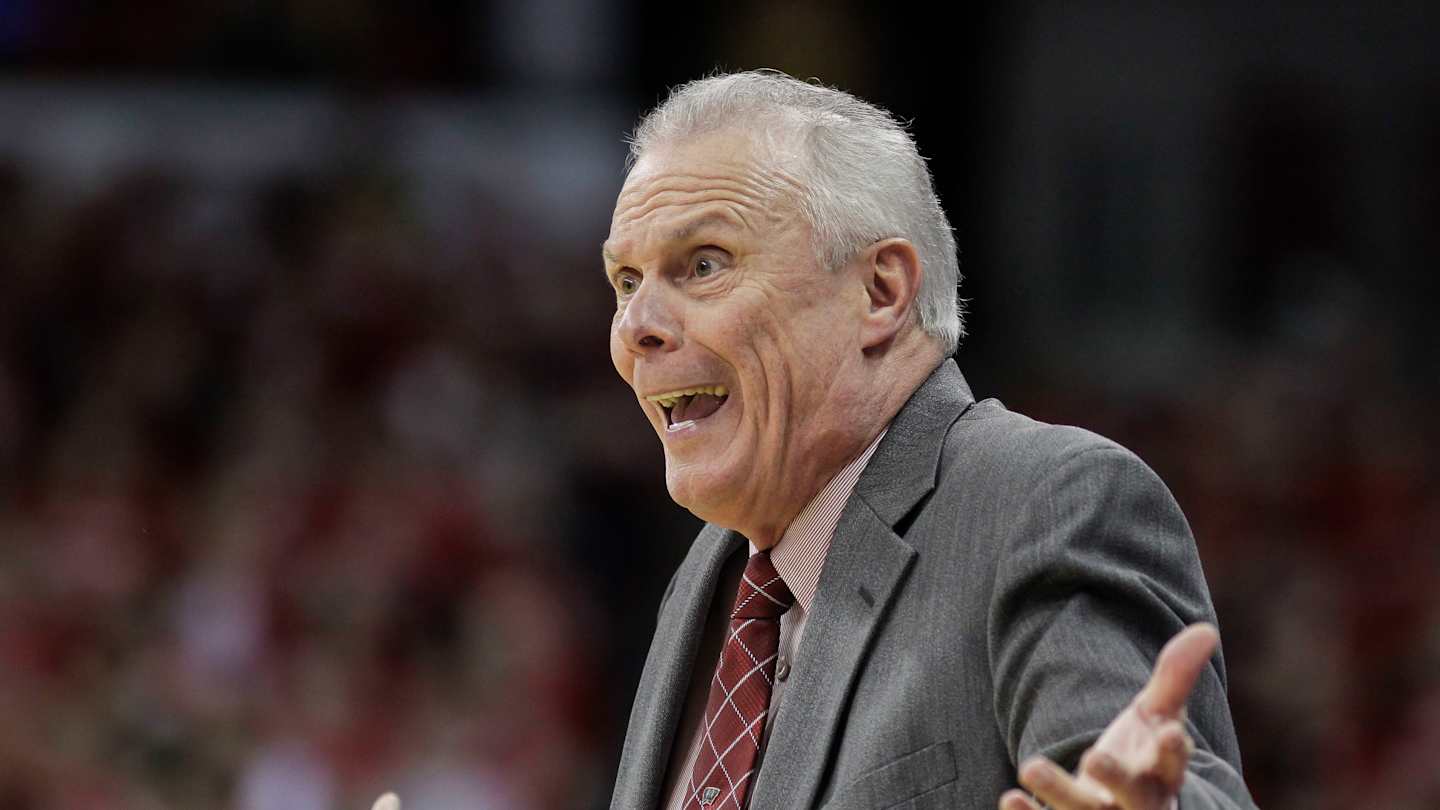 Wisconsin clears retired Bo Ryan over affair allegations - Sports ...