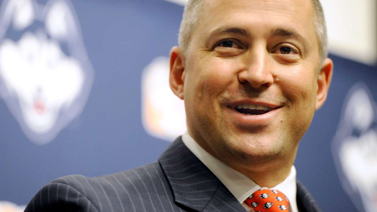 UConn AD preparing pitch, waiting to hear from Big 12 - Sports Illustrated