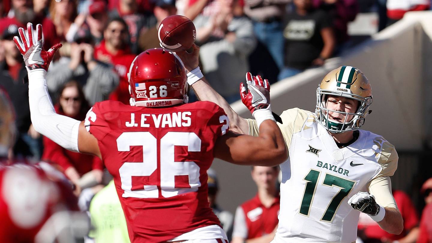 Seth Russell: Baylor QB carted off with gruesome leg injury - Sports ...