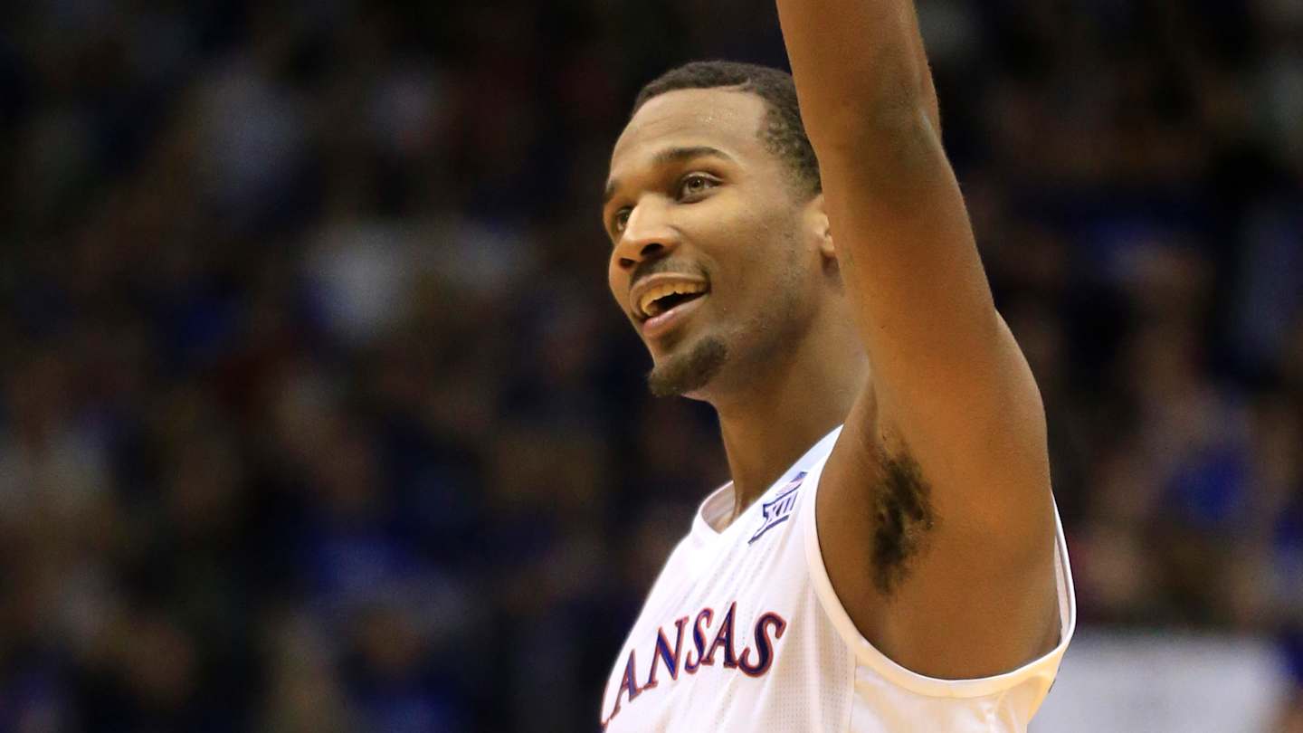 Wayne Selden Jr. living up to promise for No. 7 Kansas - Sports Illustrated