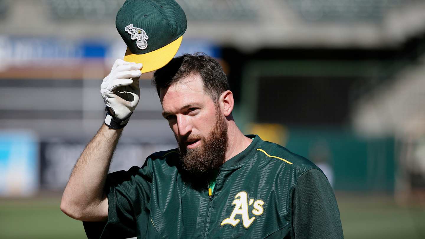 Ike Davis agrees to minor league contract with Texas Rangers - Sports ...