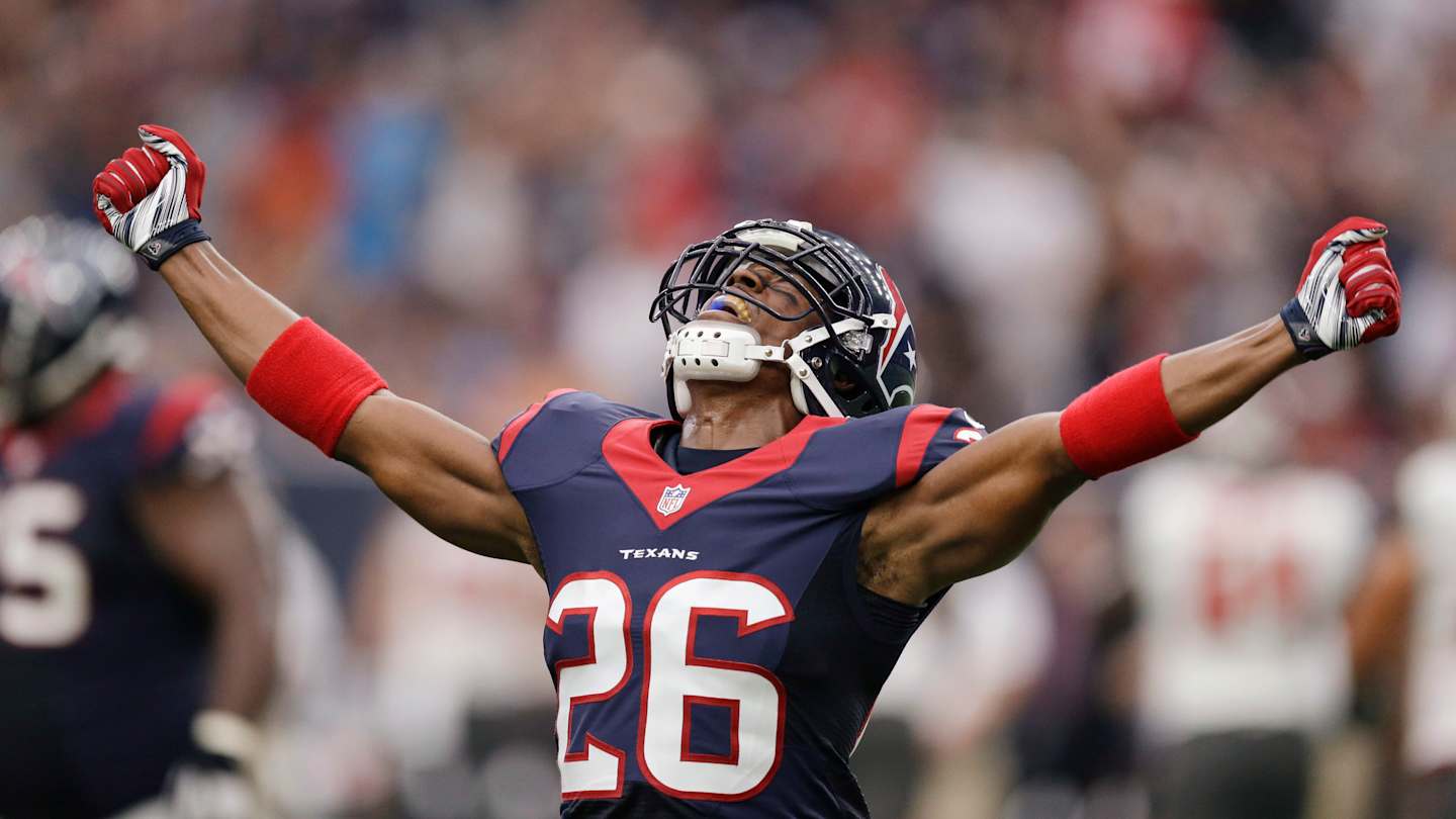 Browns sign safety Rahim Moore to 1-year contract - Sports Illustrated