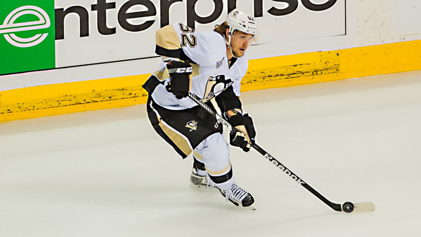 Carl Hagelin at home on Pittsburgh Penguins' HBK line - Sports Illustrated
