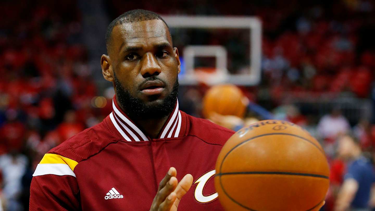 LeBron James urges calm with Cleveland Michael Brelo protesters ...