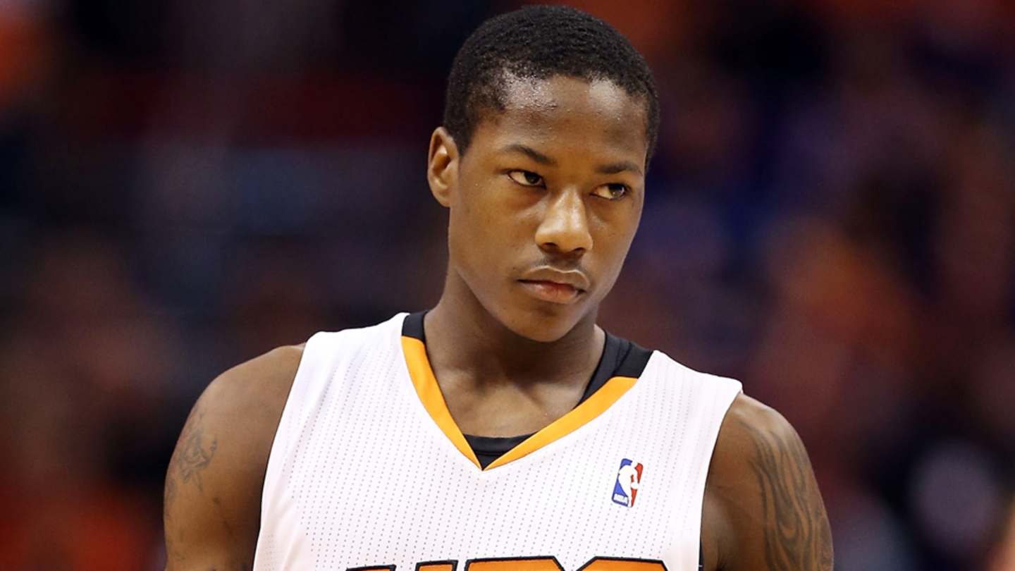 Video: Suns' Archie Goodwin dunks on Raptors' Jonas Valanciunas ...