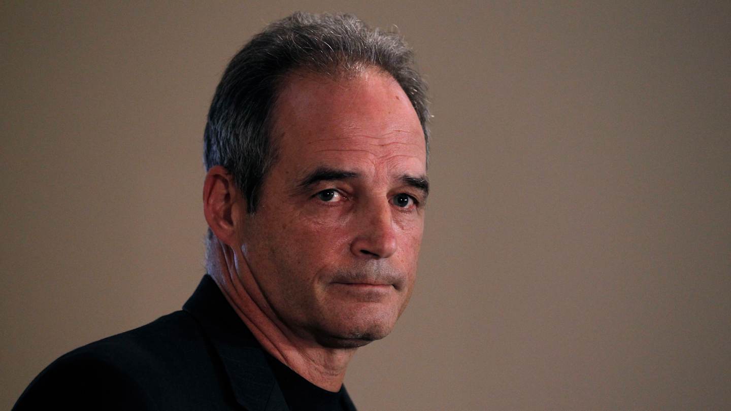 Missouri's Gary Pinkel to resign after season due to cancer - Sports ...