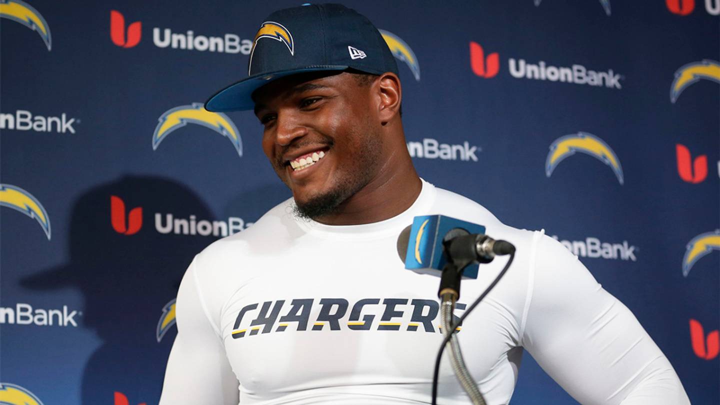 San Diego Chargers Denzel Perryman dodgeball injury - Sports Illustrated
