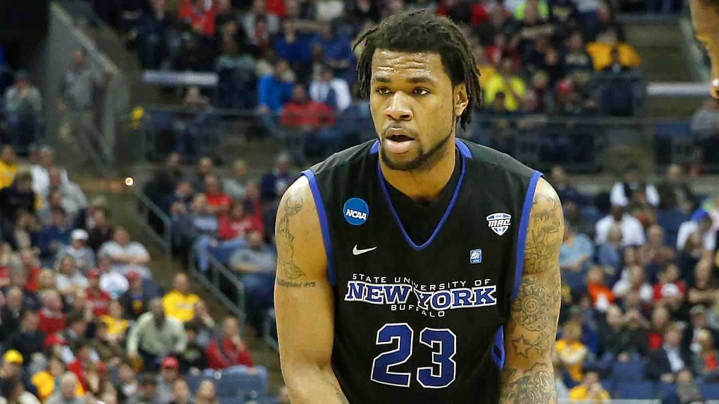 Buffalo basketball: Justin Moss, others accused of stealing money ...