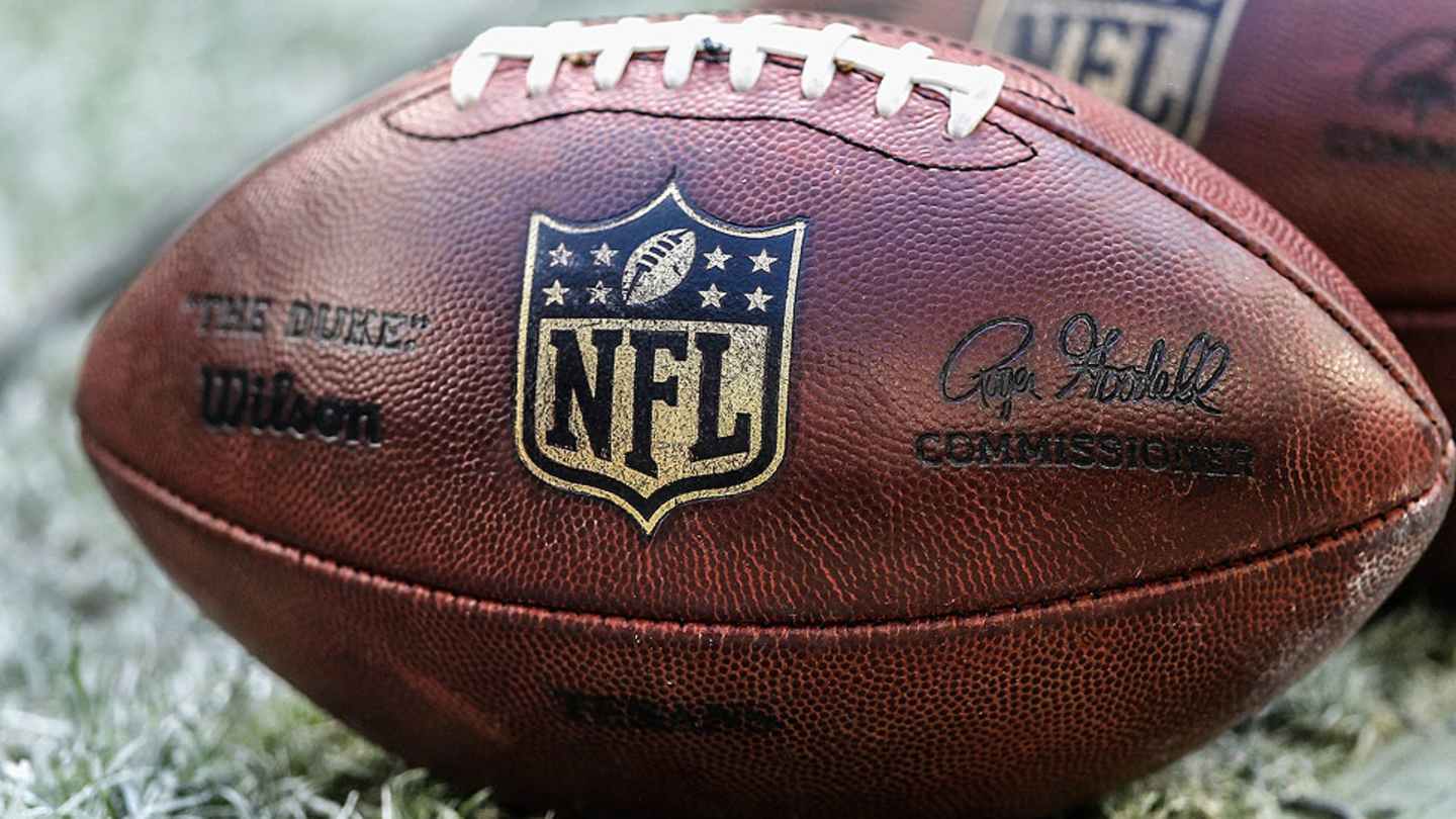 Colts-Patriots deflated footballs lead NFL championship game questions ...