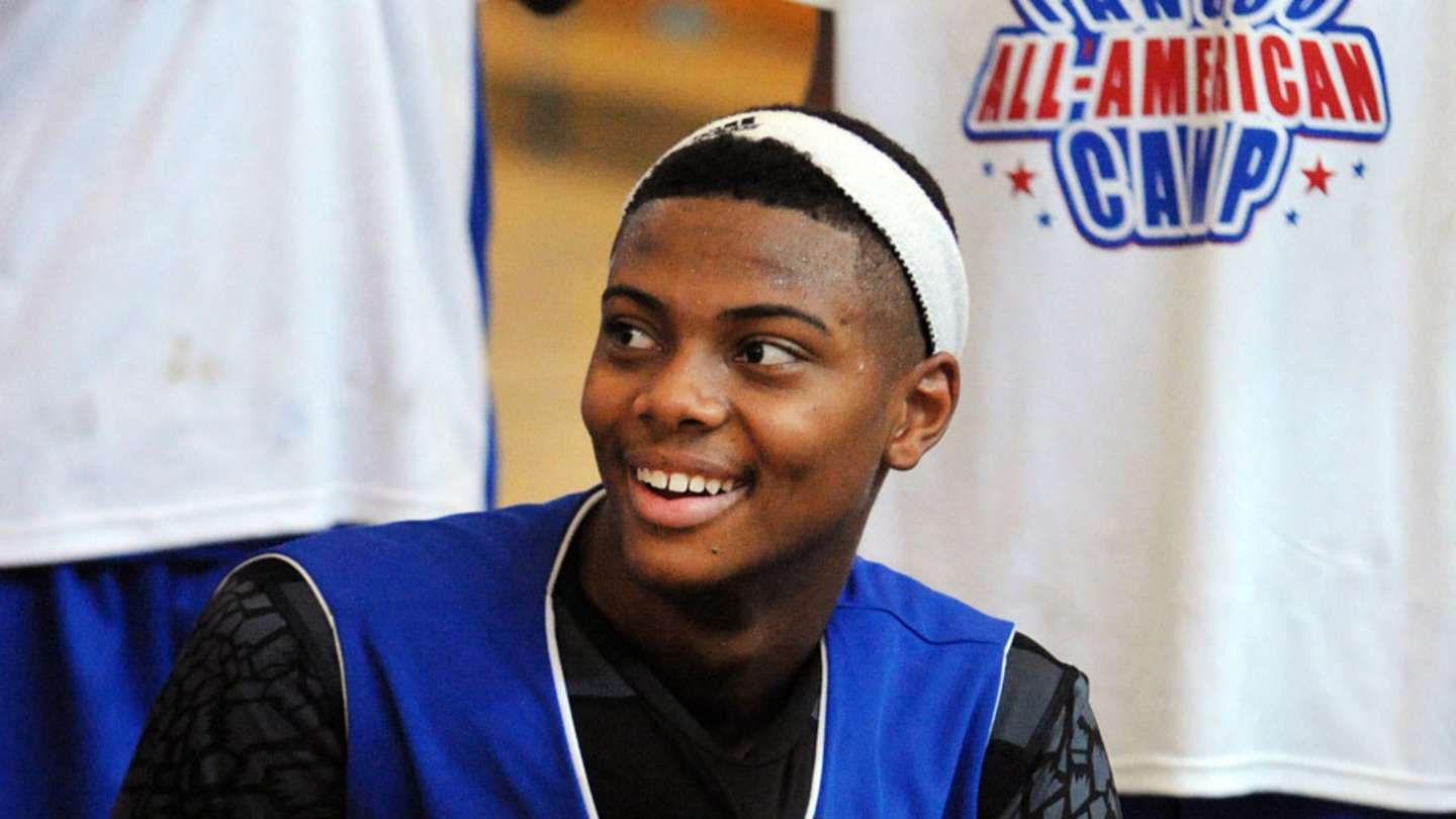 Arizona basketball: Freshman forward Ray Smith out for season - Sports ...