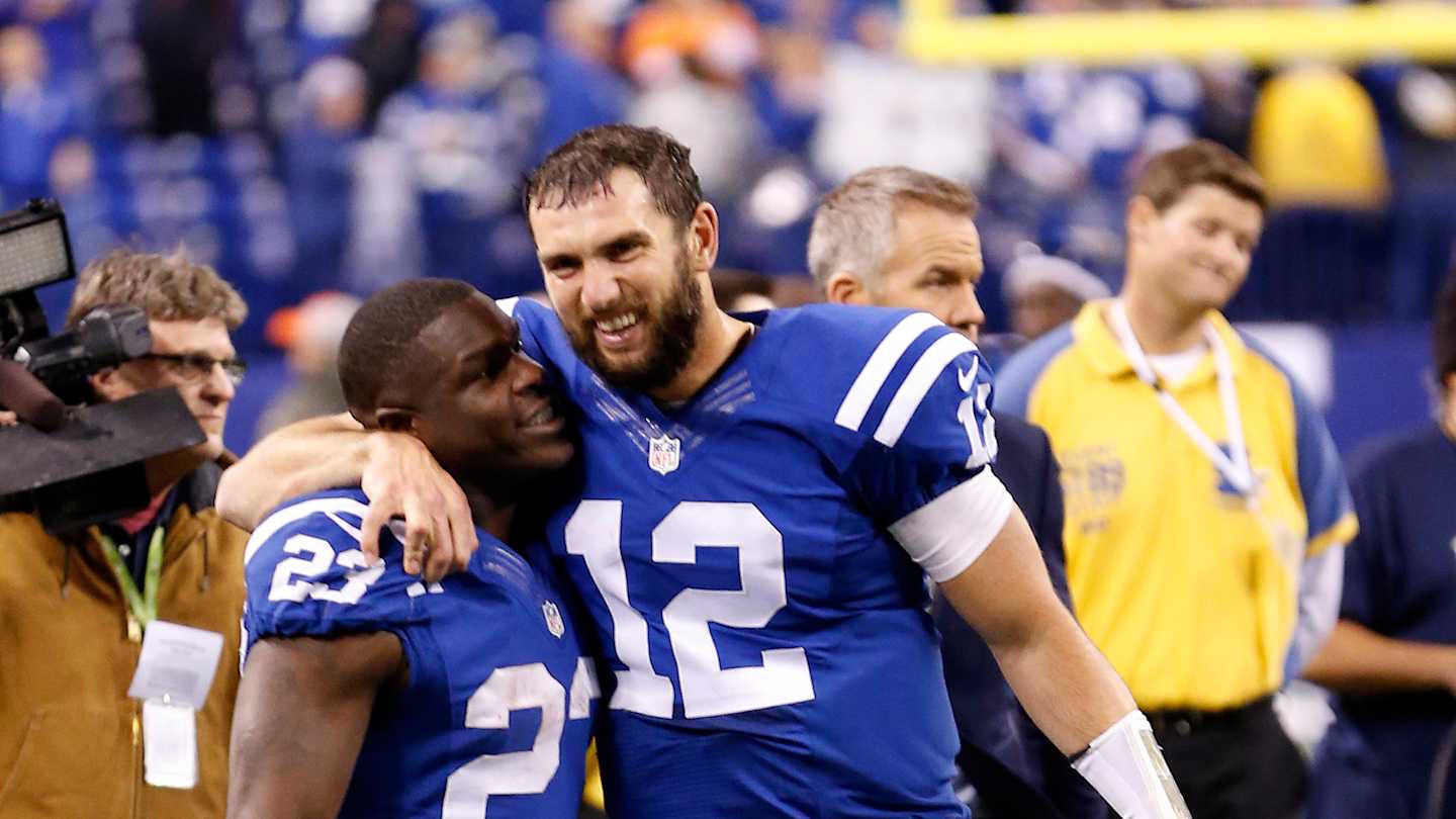 Colts QB Luck out 2-6 weeks with kidney, muscle injuries - Sports ...