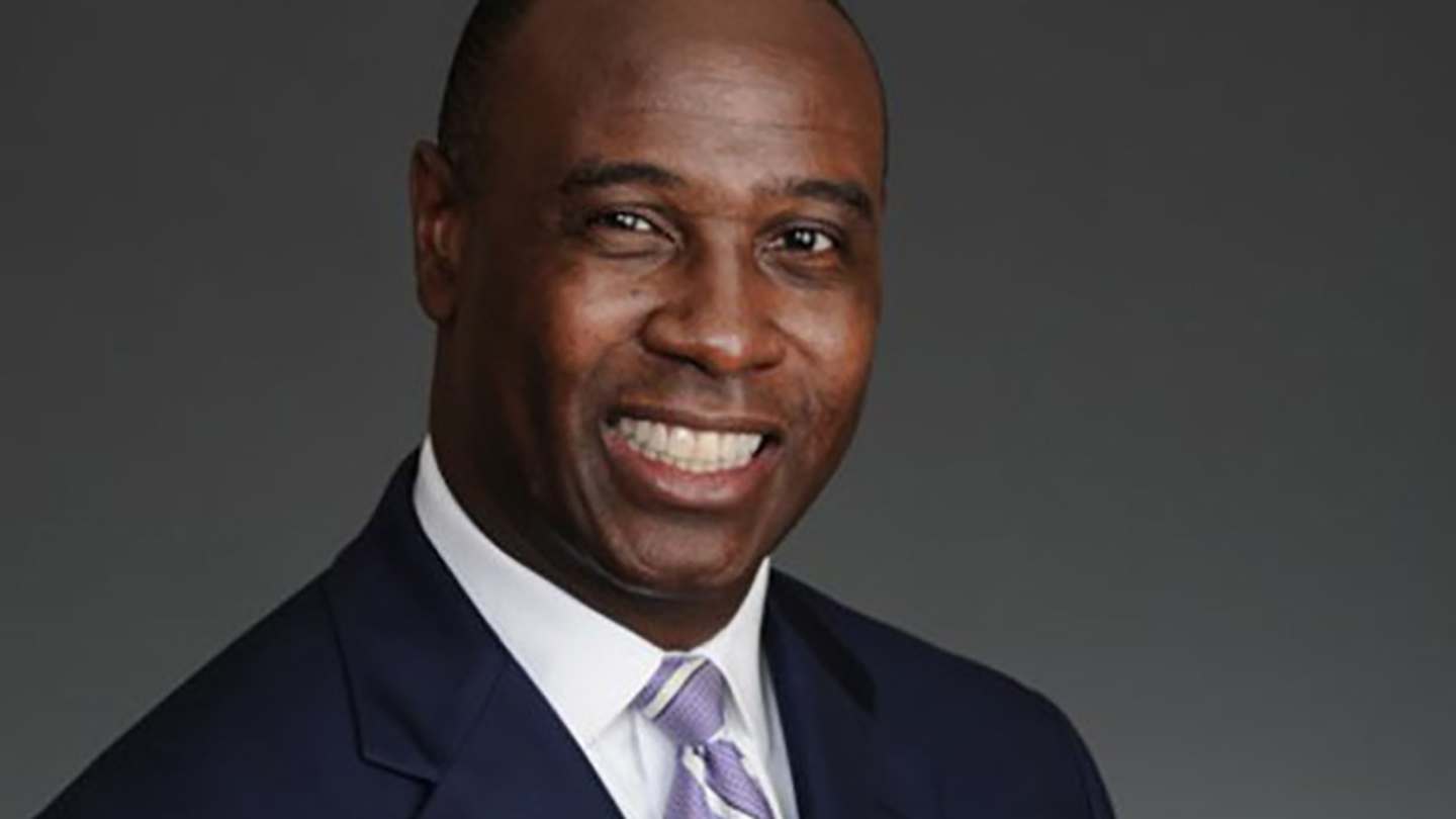 Fox Sports moves Charles Davis to NFL games, Joel Klatt to CFB - Sports ...