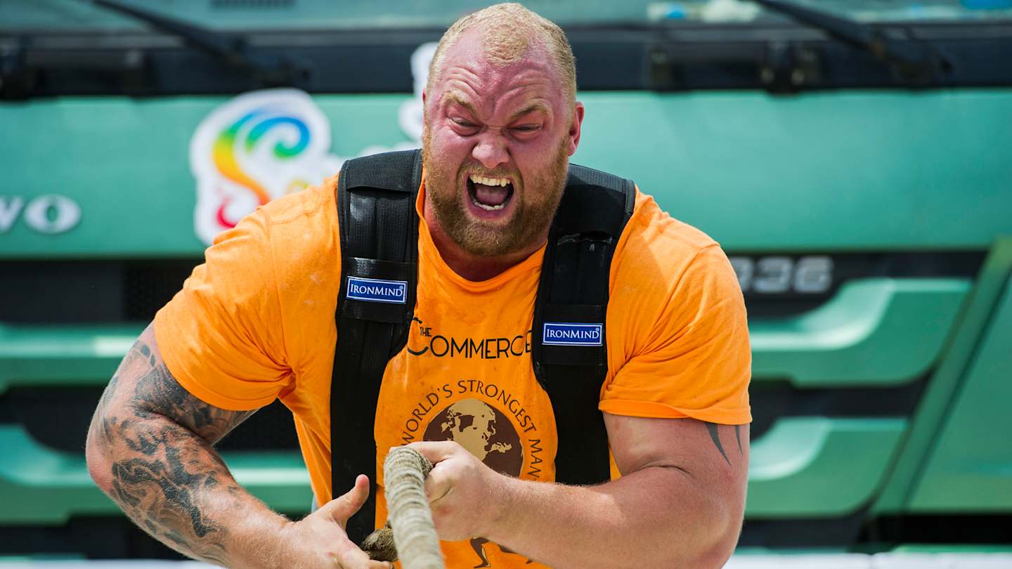 Game of Thrones: The Mountain has batting practice with Phillies ...