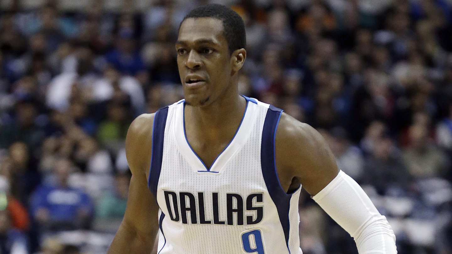 Rajon Rondo knee injury: Mavericks PG suffers hyperextension - Sports ...