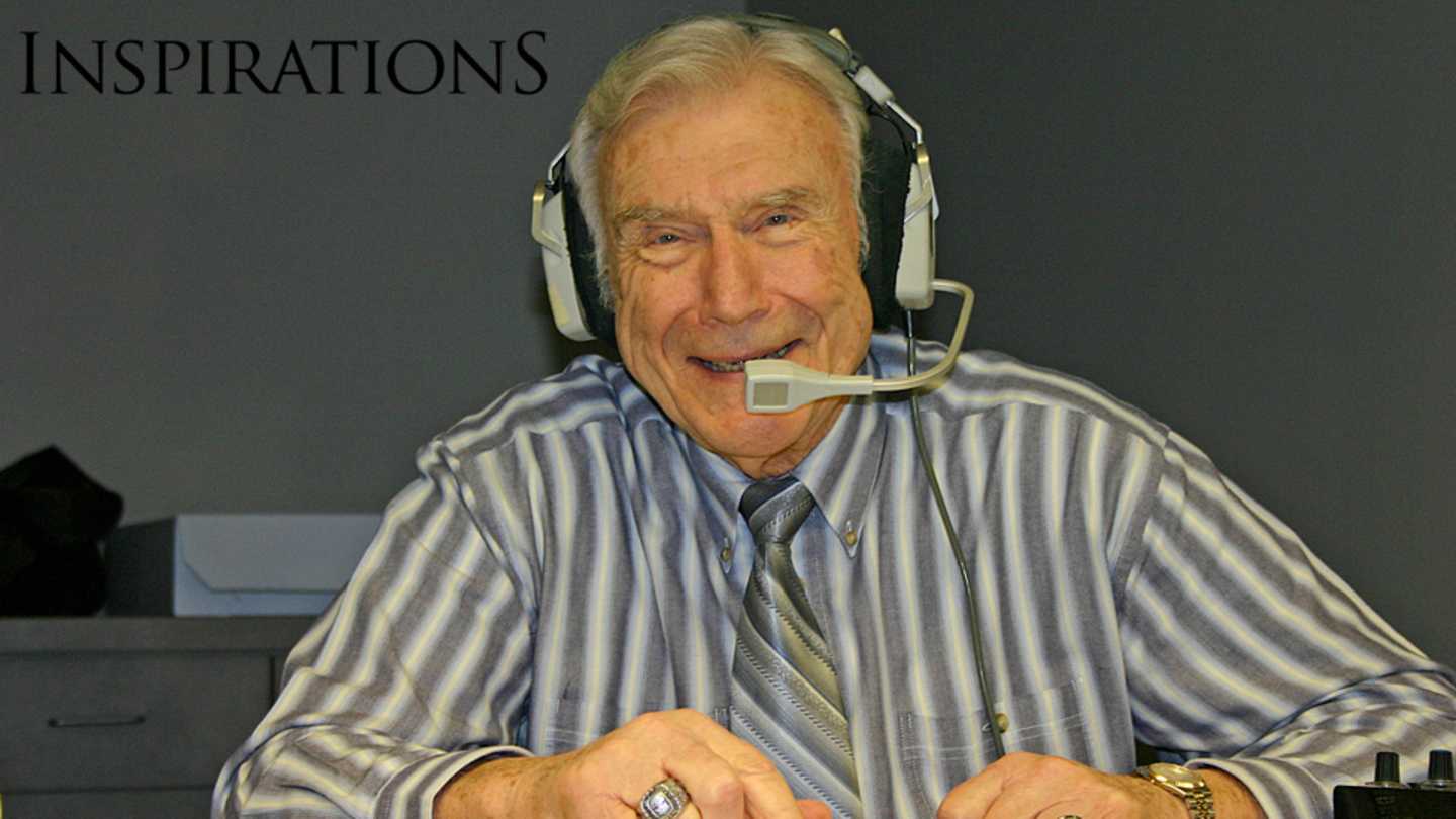 Mike Emrick inspired by Fort Wayne Komets broadcaster Bob Chase ...