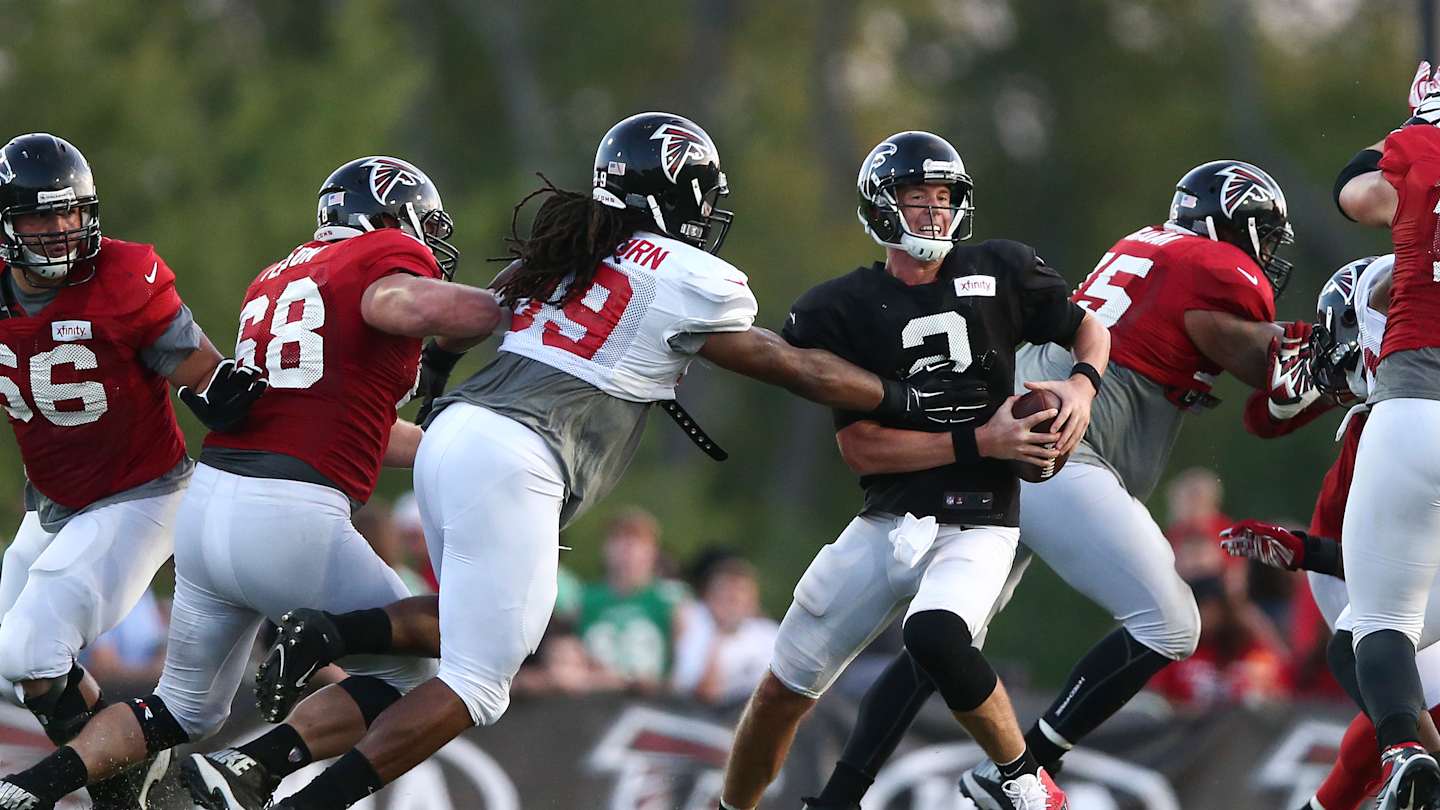 Falcons' Antone Smith impresses as top 2 RBs sit out - Sports Illustrated