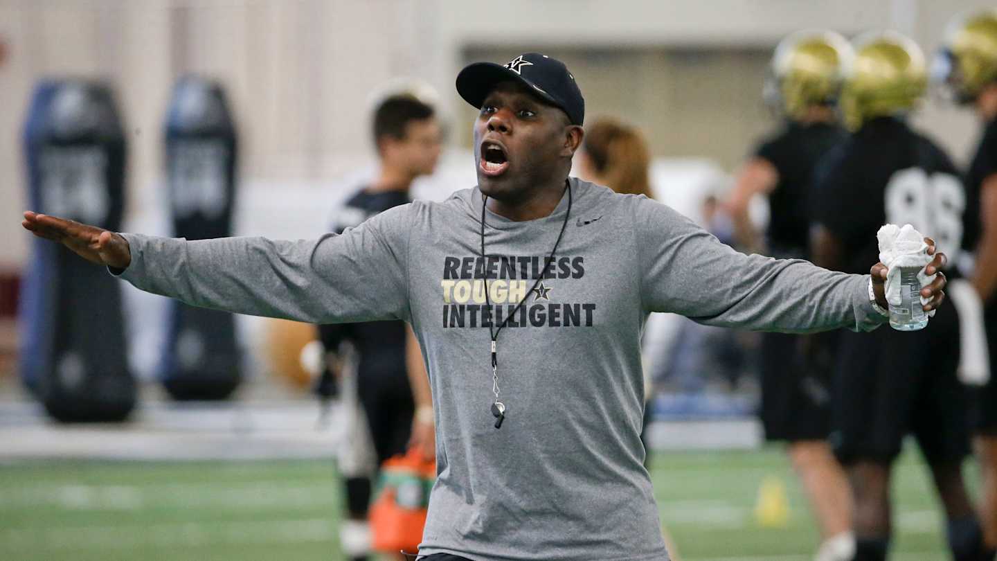 Commodores eager to prove 3-9 aberration, not same old Vandy - Sports ...