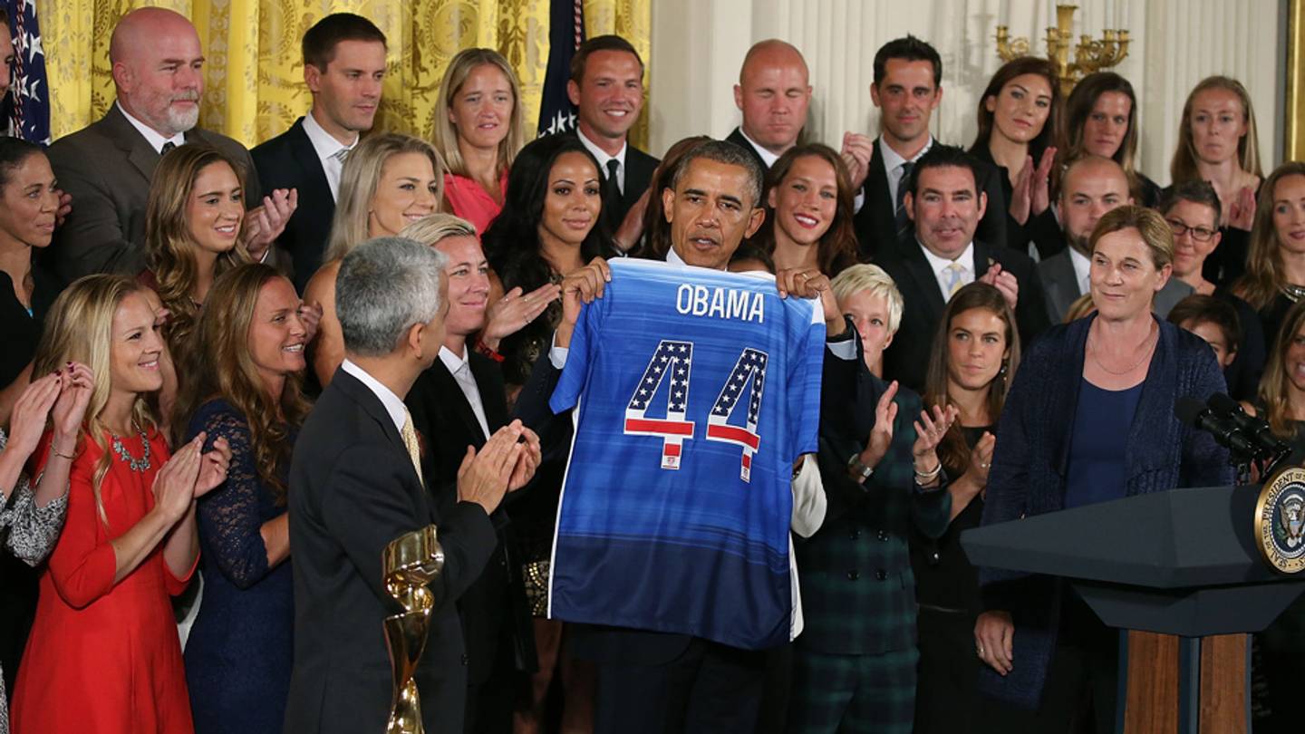 President Obama honors USWNT at White House for winning World Cup ...