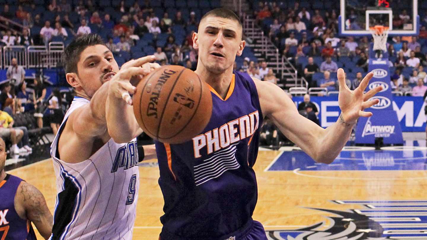 Suns' Alex Len to miss one week with broken nose - Sports Illustrated