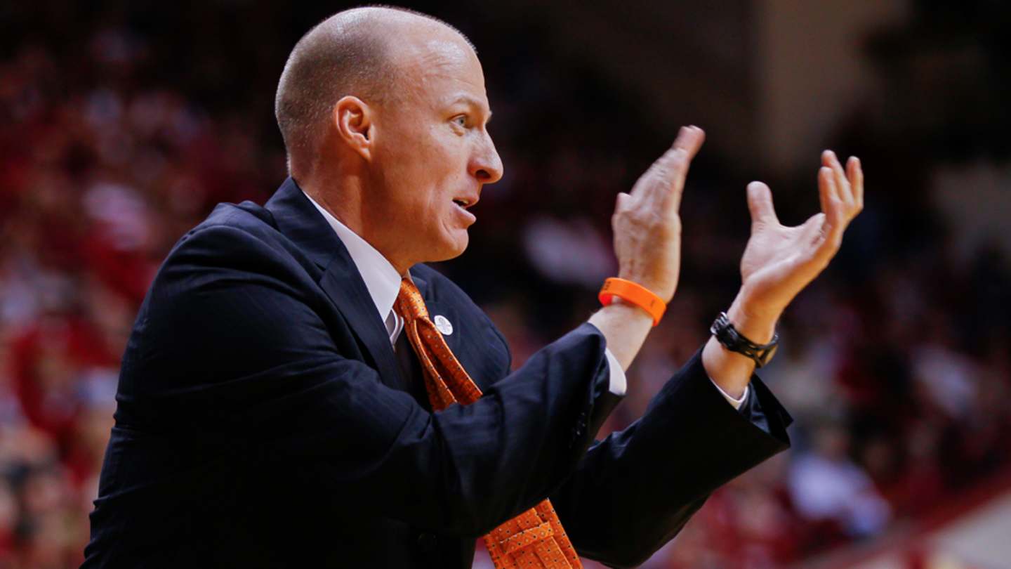 Illinois, John Groce agree to one-year contract extension - Sports ...