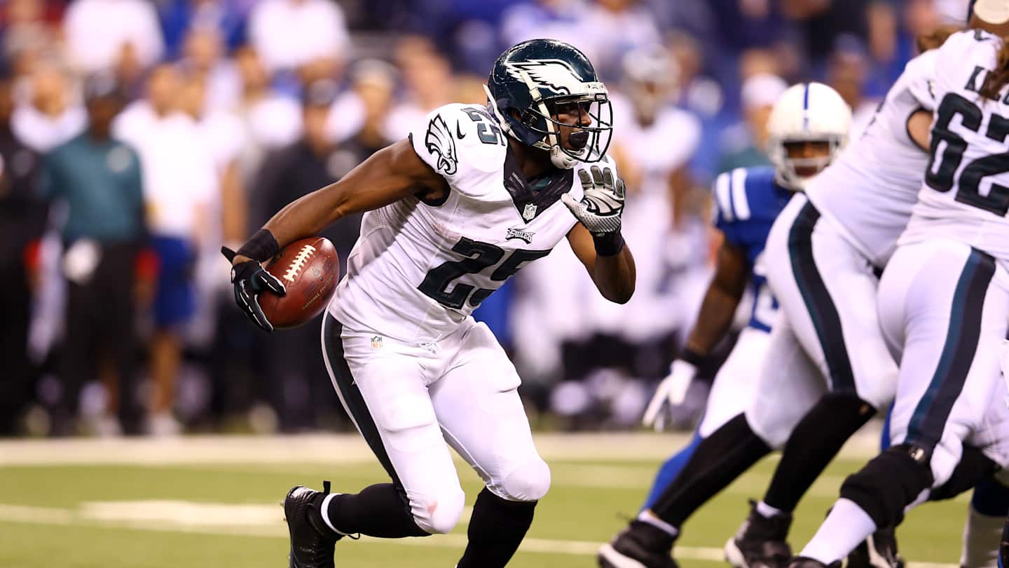 Washington Redskins DE Jason Hatcher: LeSean McCoy runs like Barry ...