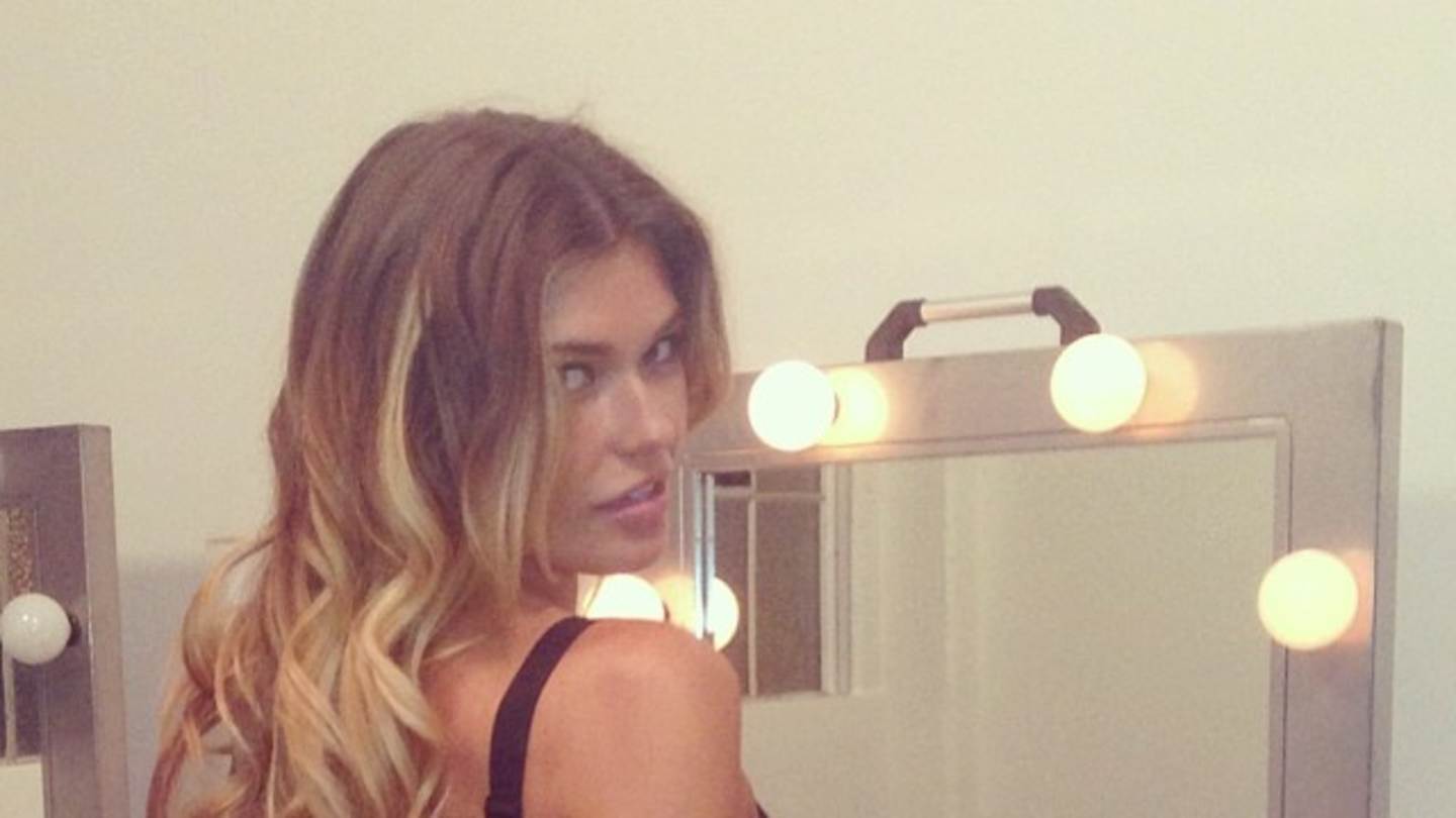 Friday's A.M. Hot Clicks - Sports Illustrated