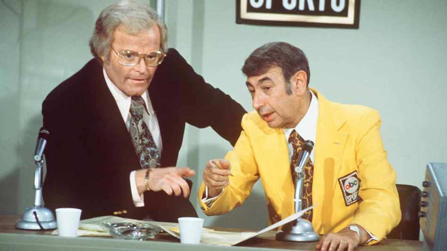 Book excerpt: Al Michaels reflects on his time with Howard Cosell ...