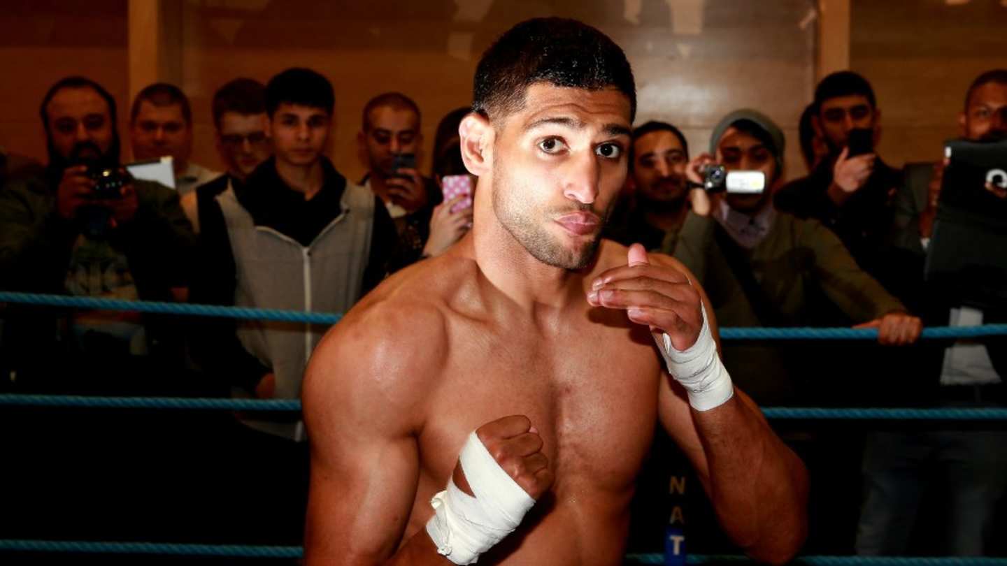 Amir Khan-Devon Alexander: Kahn will wear $50,000 shorts - Sports ...