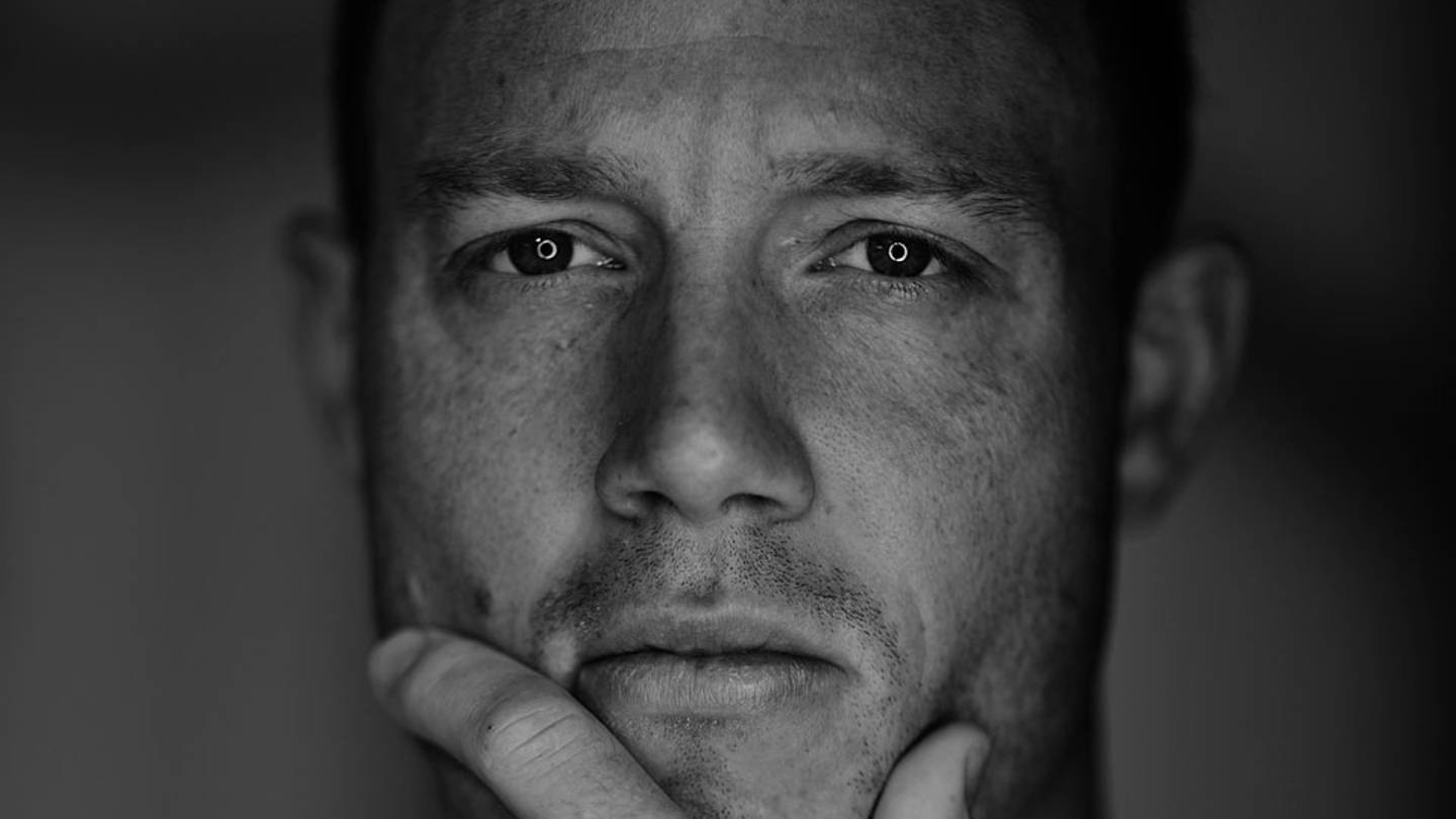 Tim Shaw, former Titans linebacker, plans to live boldy despite ALS ...