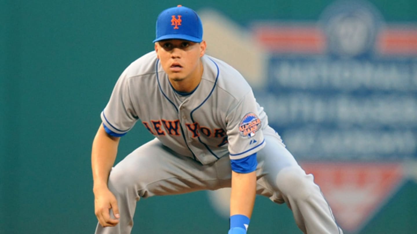 Mets promoting long-touted prospect Wilmer Flores to play shortstop ...