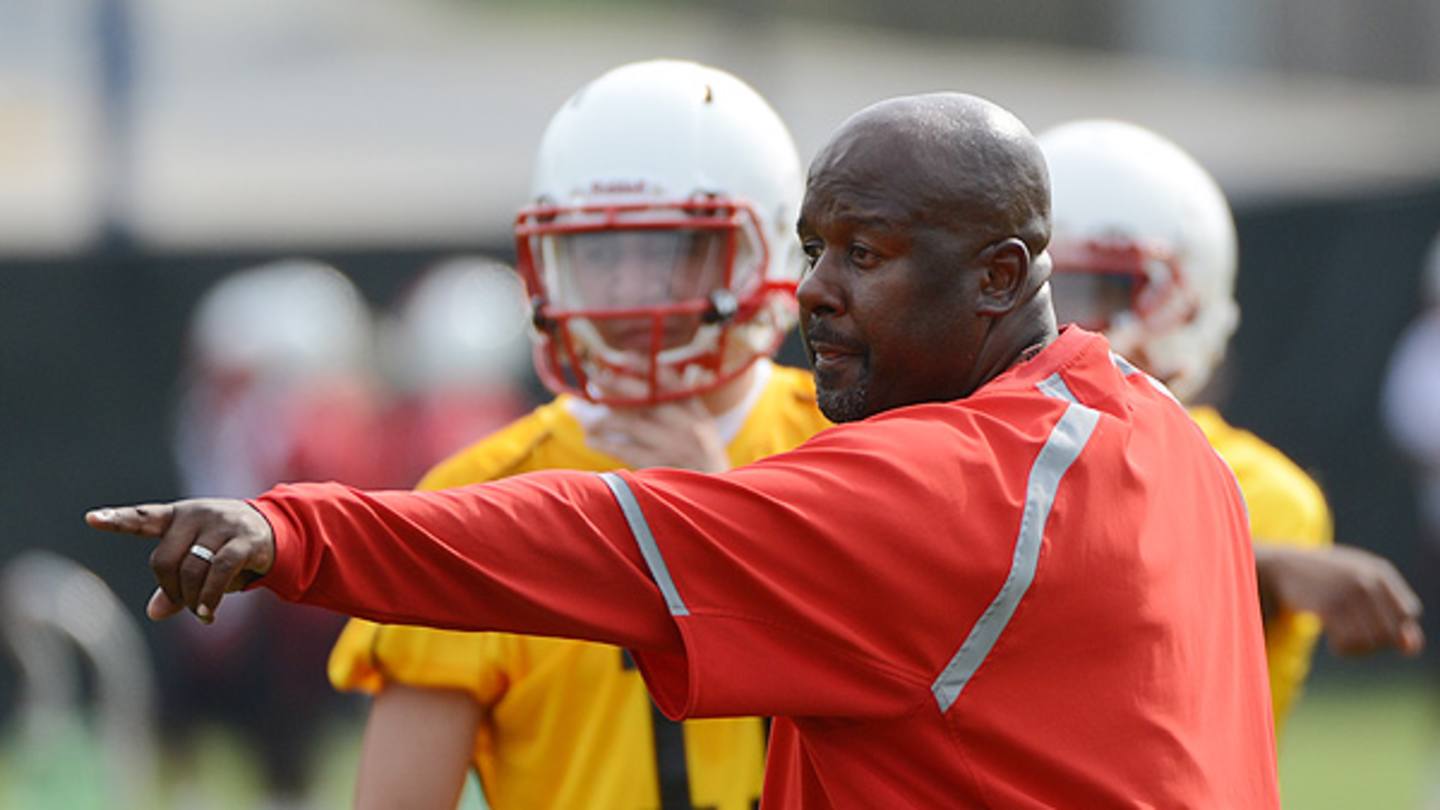 Report: Maryland signs offensive coordinator Mike Locksley to new deal ...