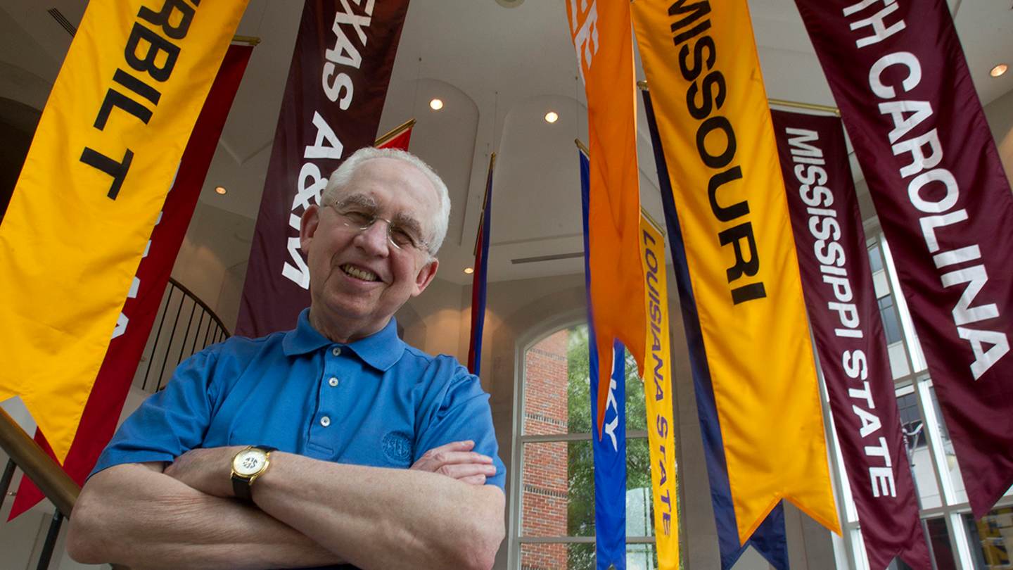 SEC Commissioner Mike Slive will retire in 2015 - Sports Illustrated