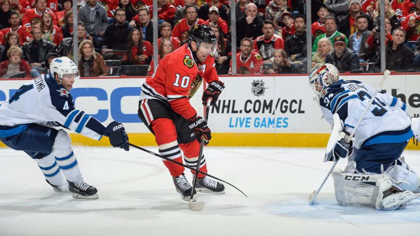 Blackhawks forward Patrick Sharp out 3-4 weeks - Sports Illustrated