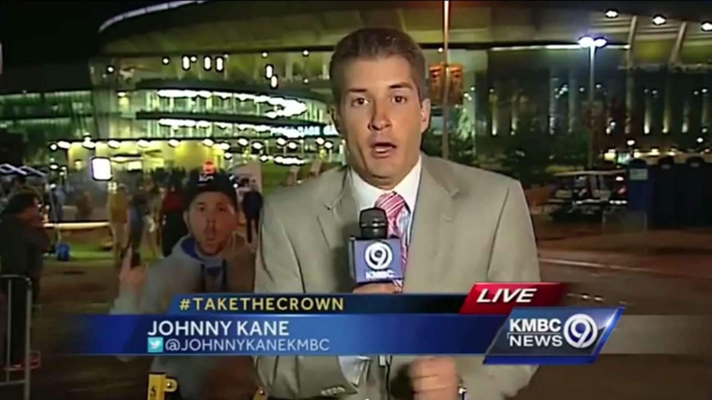 Kansas City Royals fan startles local reporter on live TV - Sports ...