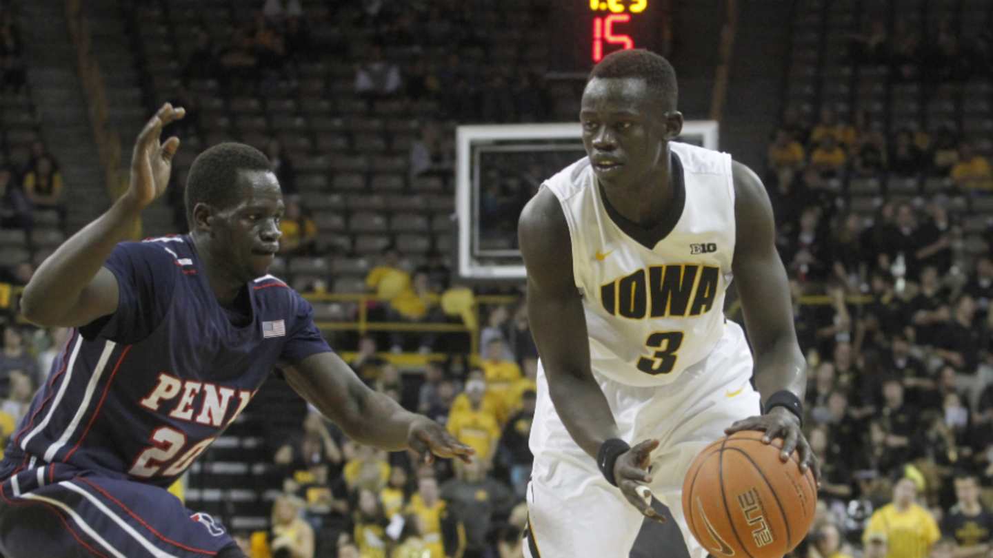 Iowa Hawkeyes sophomore guard Peter Jok arrested for second time this ...